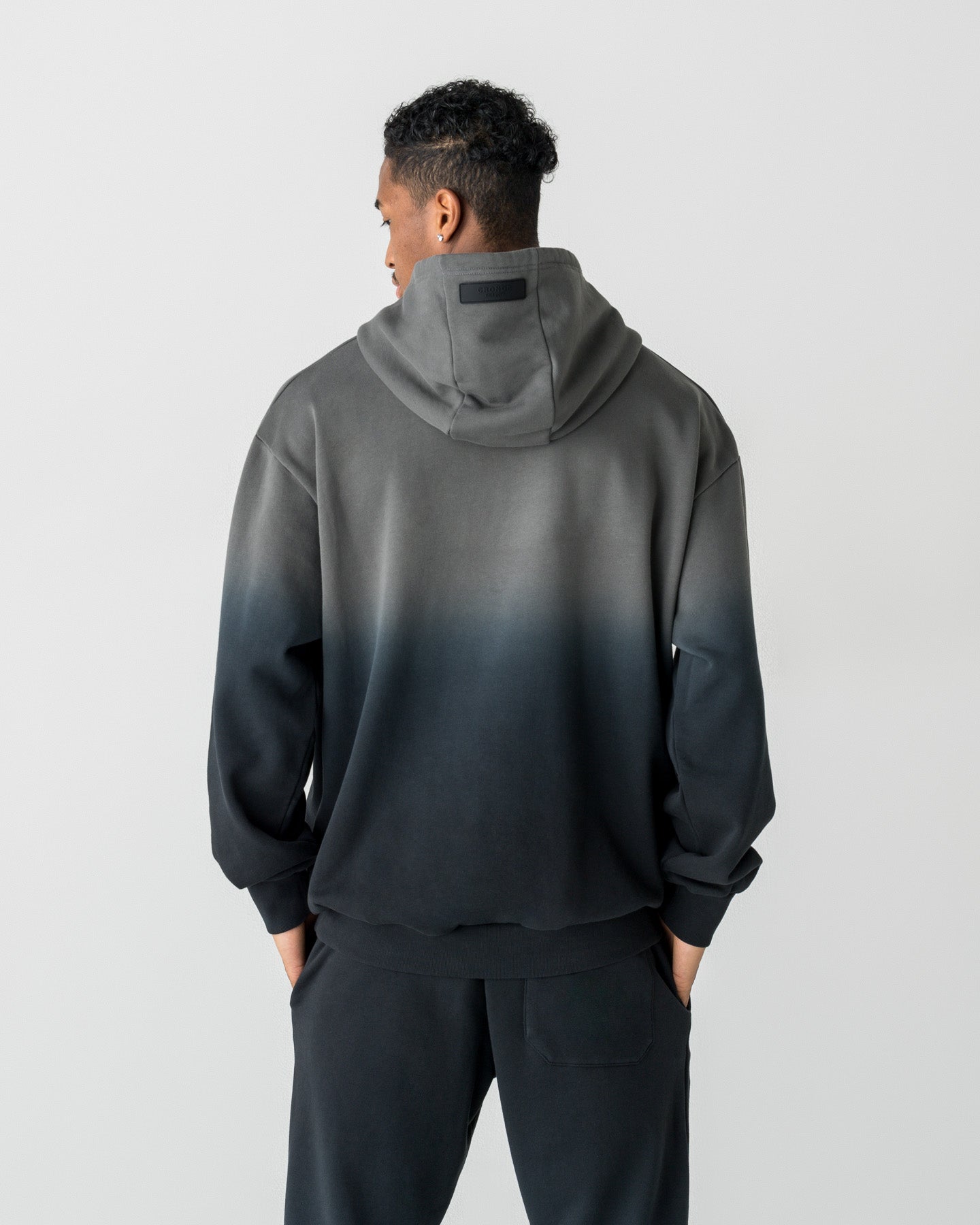 CRONOS GRADATION HOODIE【D.GRAY】